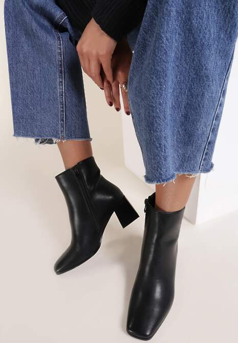 Botki damskie: wiosna 2021 na Renee.pl