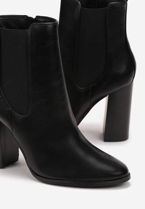 Czarne Botki na Słupku z Elastyczną Wstawką Lestina - Renee