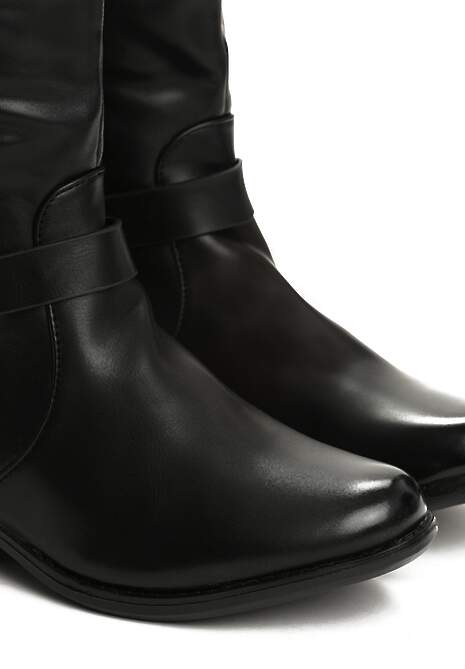 Czarne Kozaki Demonym - Renee