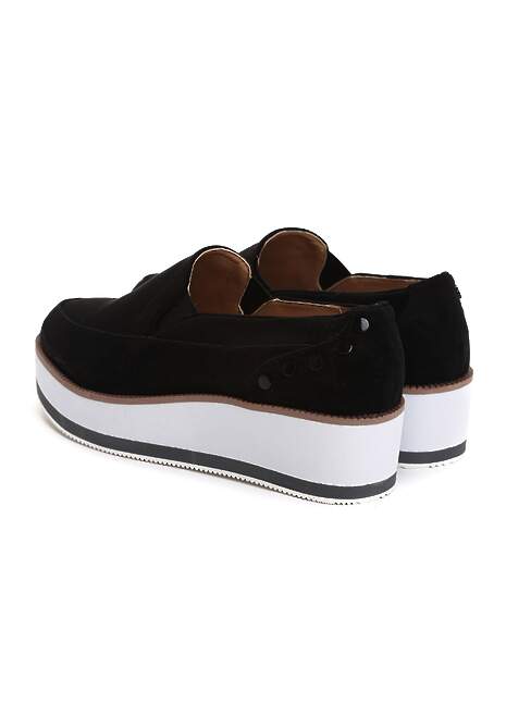 Czarne Slip On Juniper - Renee