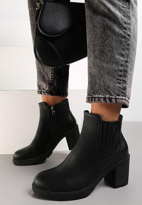 Botki damskie: lato 2020 na Renee.pl