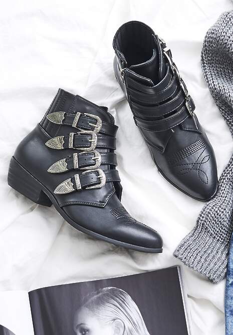 Modne botki w Renee.pl