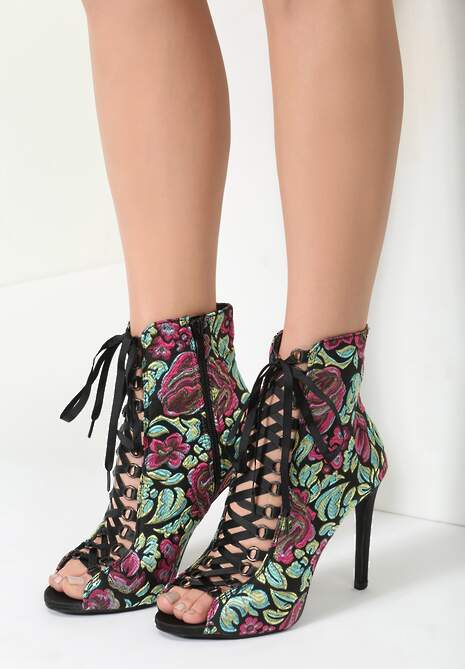 Modne botki w Renee.pl