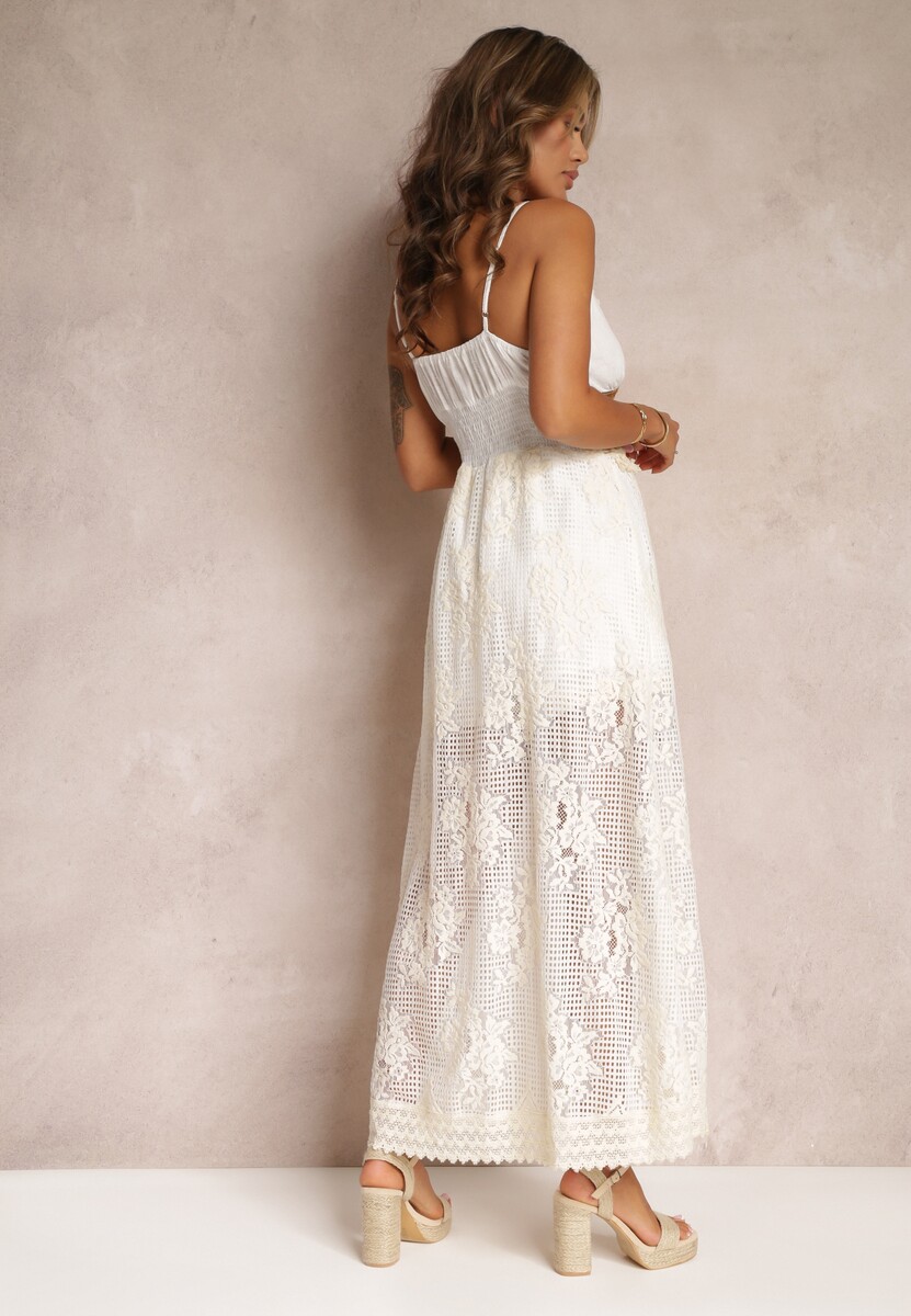 Biały Kombinezon w Stylu Sukienki na Ramiączkach z Ozdobnym Dekoltem z ...