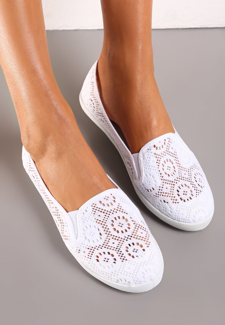 Białe Wsuwane Balerinki z Ażurową Cholewką Zeresa - Renee